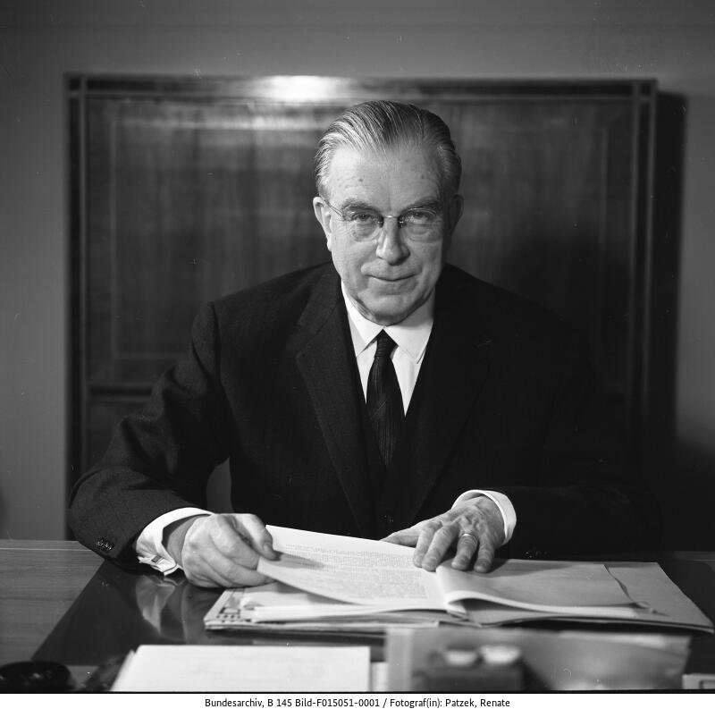 Trial of former Nazi Hans Globke | Anne Frank House