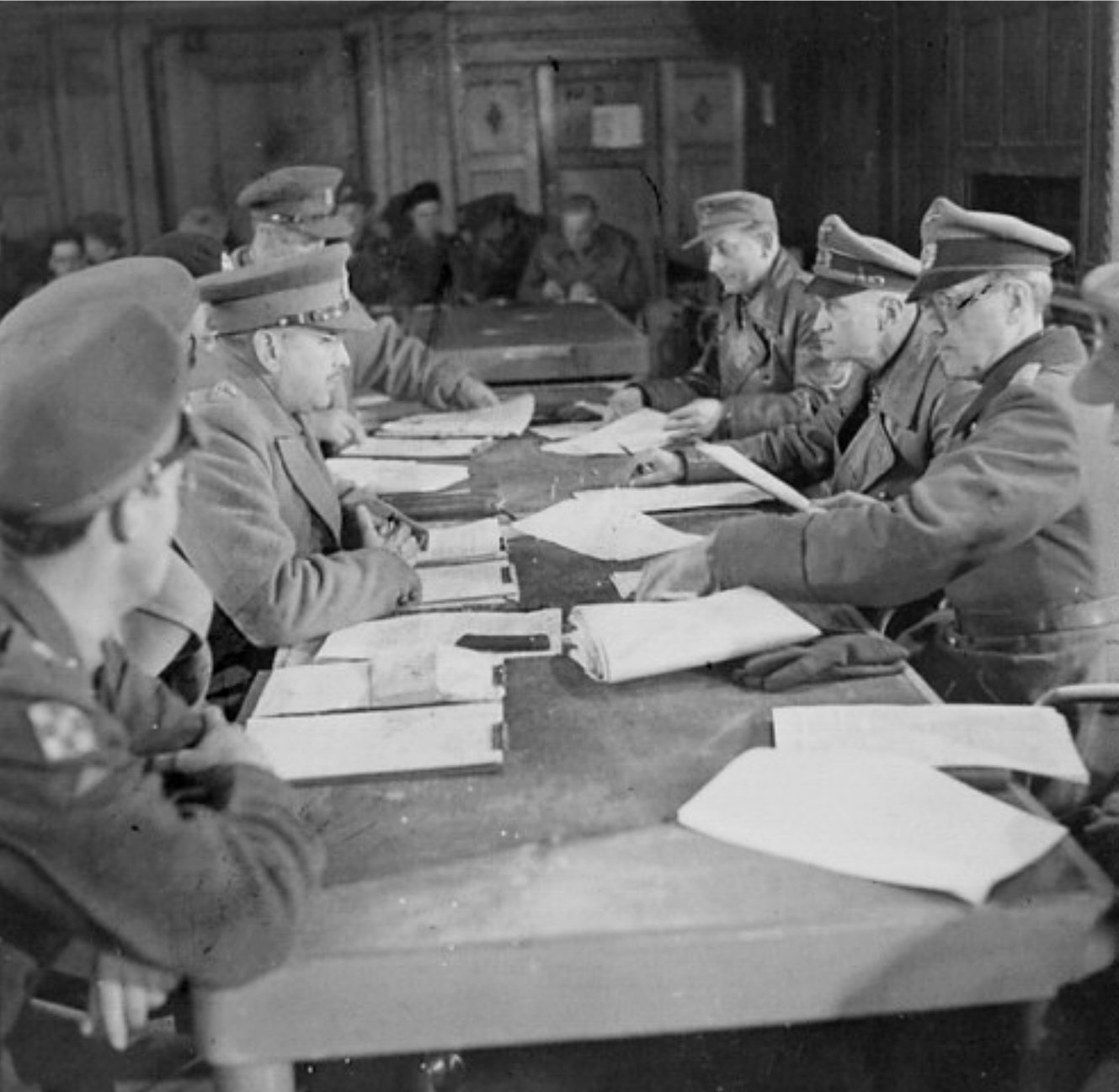 Germany surrenders: The Netherlands is liberated | Anne Frank House